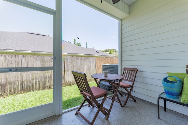 Be A Nomad -Family Friendly 3br Retreat W Backyard - Jacksonville Beach, FL