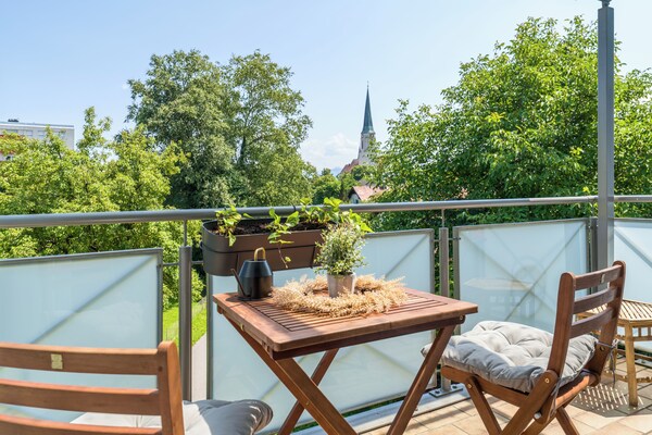 Eg M Helle 70m² 2-zimmer Wohnung Nähe Salzburg - Salzburg
