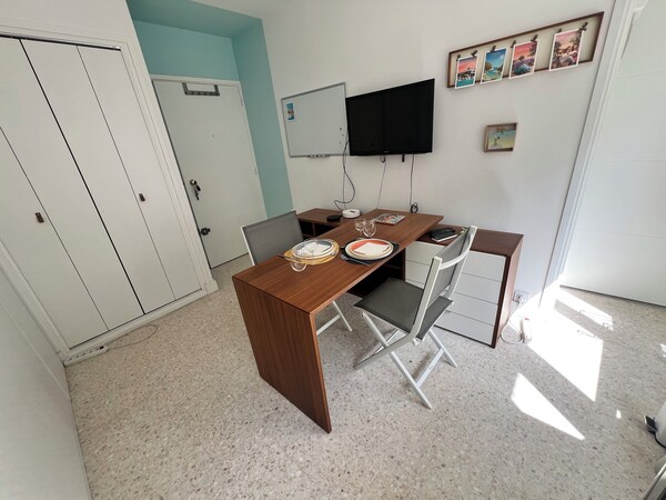 Studio Avec Piscine Et Parking à Cassis - Calanque d'En-vau