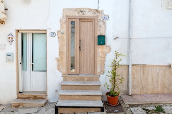 Holiday Home 'Rocco 19' With Balcony, Wi-fi And Air Conditioning - Ceglie Messapica