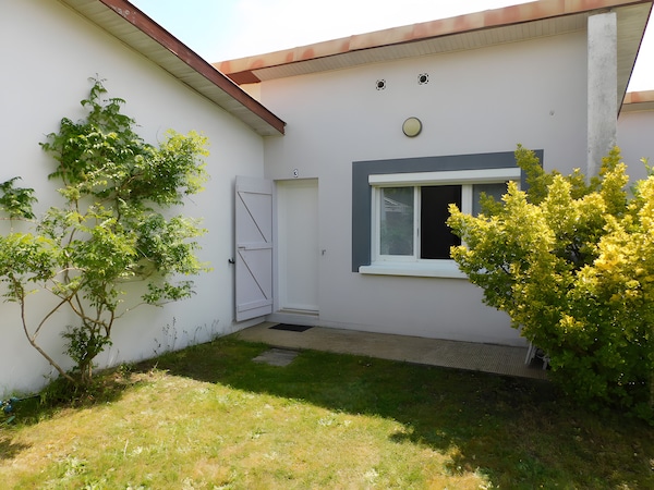 Studio 'Les Pins - Domaine Des Landes' Met Gedeeld Zwembad, Privéterras En Gedeelde Tuin - Mézos