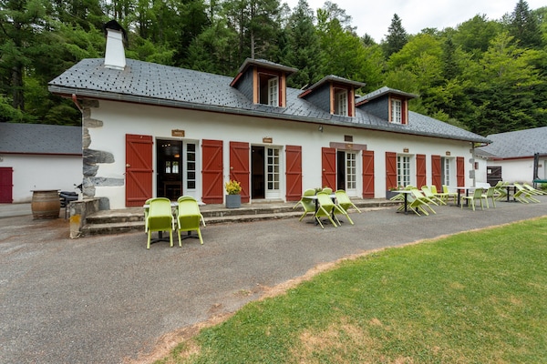 Maison De Vacances 'Gite Okabe Du Chalet Pedro' Avec Jardin Partagé - Pays basque français