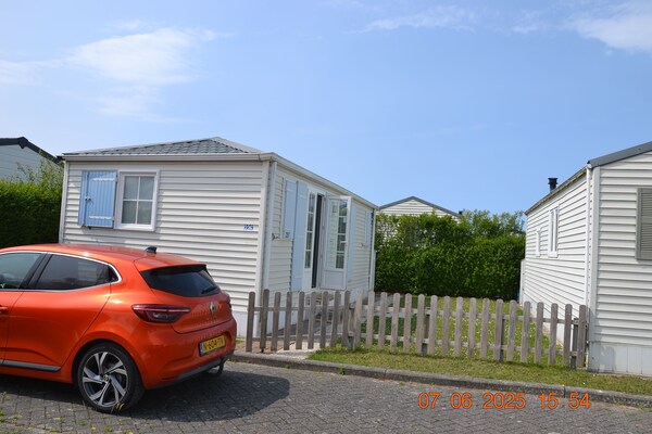 Chalet Harly At Kerlinga Campsite Within Walking Distance Of The Beach And Stores. - Bredene
