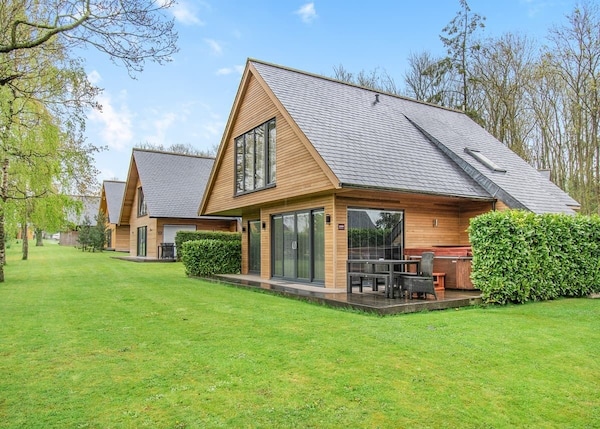 Millington Deluxe Lodge - Yorkshire