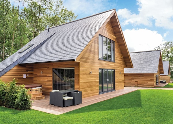 Pocklington Deluxe Lodge - Yorkshire