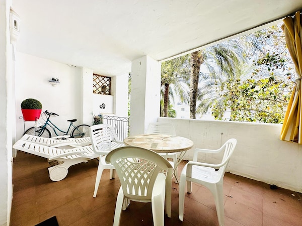 Cozy Apartment With Saltwater Pool, Near Beach & Nature Park, Dog-friendly, Free Wi-fi - Roses