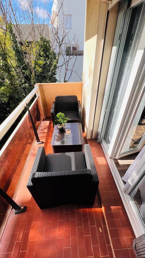 Apartment With 2 Large Bedrooms - Montpellier