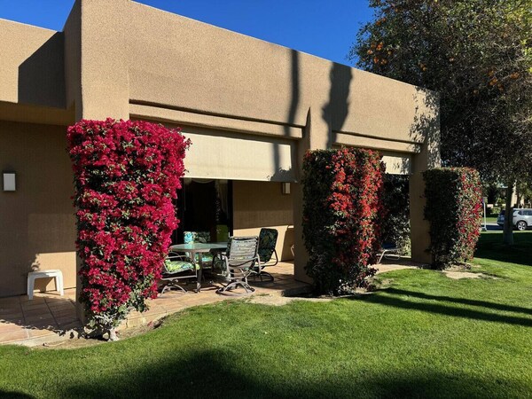 Isleta Vista Getaway - A Ryson Property - Cathedral City, CA