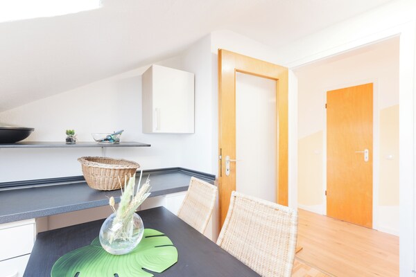 - Savanna Deluxe With Exclusive Design - Apartment 75sqm - Central Location - - Duisbourg