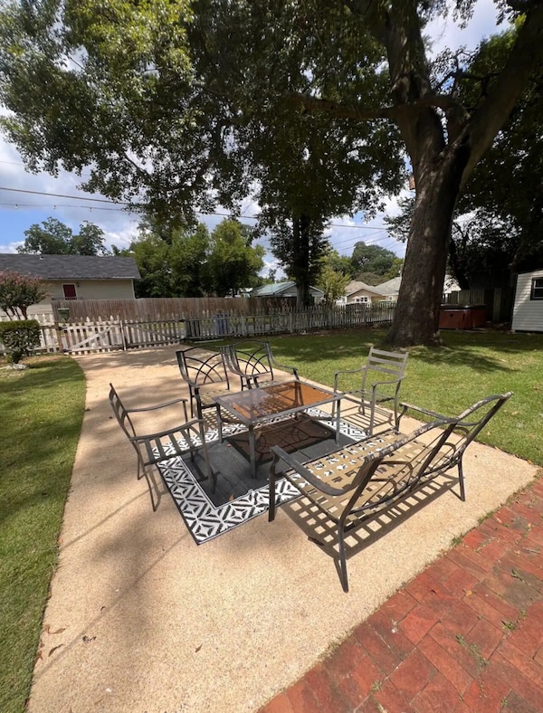 Charming Historic 2-bedroom Home-minutes Away From Downtown And Ft Benning/moore - Columbus, GA