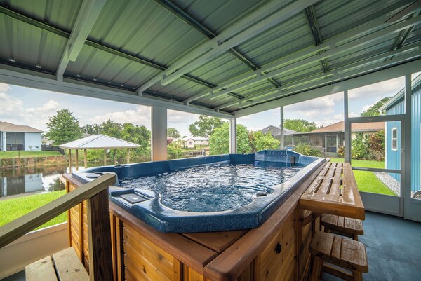 Brand New Home With Water Access To Lake June.  Bring You Boat Or Jet Ski. - Lake Placid, FL