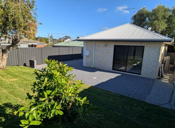 New Charming Home In Yanchep 5 Minutes Walk To The Beach - Yanchep
