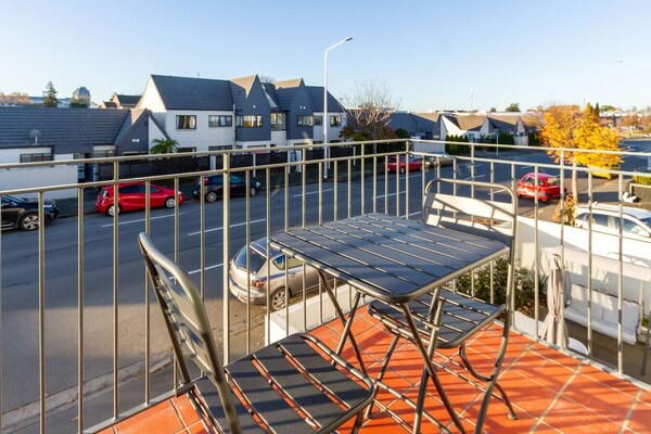 Casino Margaret Mahy  2bd Garage - New Zealand