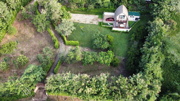 Tropical Paradise, Deluxe Duplex Cabin Nestled In The Majesty Of The Mountains - Apulo