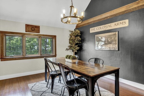 Spacious Luxe Condo In Historic Downtown Wolfeboro - Wolfeboro, NH