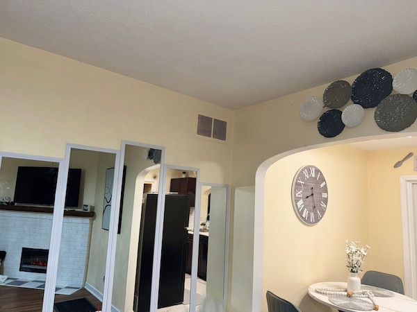 Charming 3-bedroom  2 Bathroom Home In Brilliant Winter Haven,pet Friendly, Wifi - Lake Garfield, FL