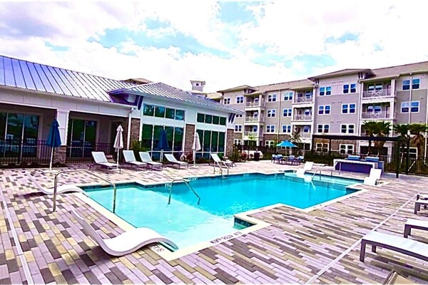 Relaxing River Front Luxe Retreat - Jacksonville, FL