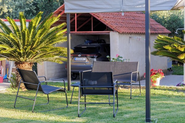 Lumelia Mansion Your Sunny Garden Stay - Griechenland