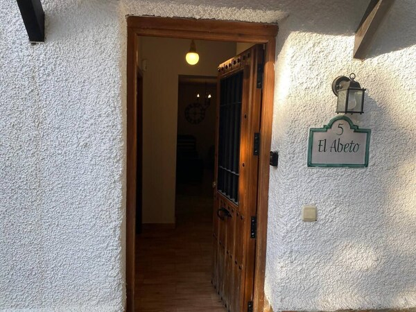 Apiedesierra Granada - Casa Rural Abeto - Güejar Sierra