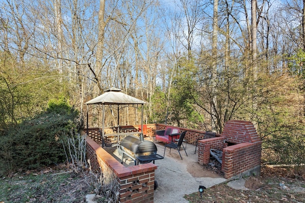 Chic 1-bedroom Retreat: Modern Comfort & Convenience For Your Next Stay! Wifi+ac - Fairburn, GA