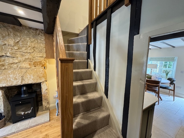 Charming 2-bedroom Cottage In Fabulous Broadway With Wifi - Evesham