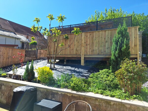 Attractive 3-room Apartment With Private Terrace. - Lorena
