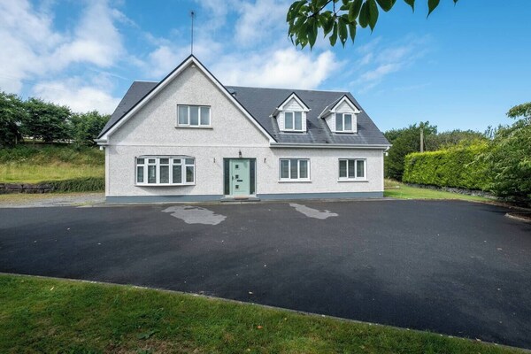 Galway - 1 Bed Guest Flat/annex. Cosy Countryside Apartment With Garden Patio. - Galway