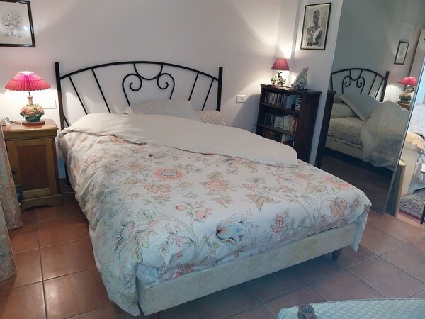 Ground Floor Apartment In Provencal House With Independent Access Alpilles - Cavaillon