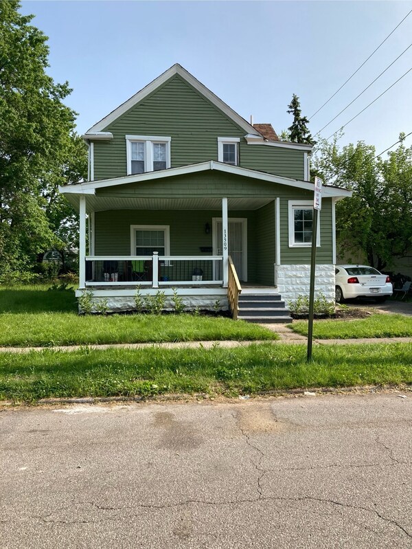 Charming 3-bedroom House/ A Room For Rent, With Wifi, Ac In Lovely Cleveland. - Macedonia, OH