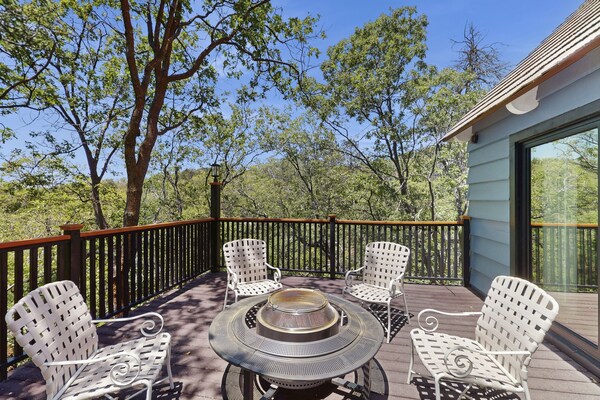 Updated Lake View Home W/fireplace, Gas Grill,  & Ac - Close To Lake - Dogs Ok - San Bernardino, CA
