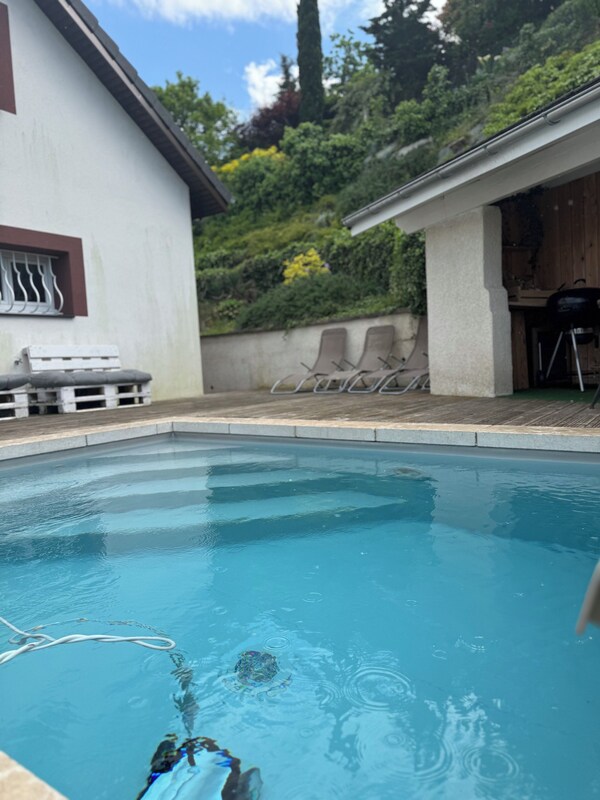 Villa De Charme, Piscine Privée Et Pool-house - Bourgoin-Jallieu