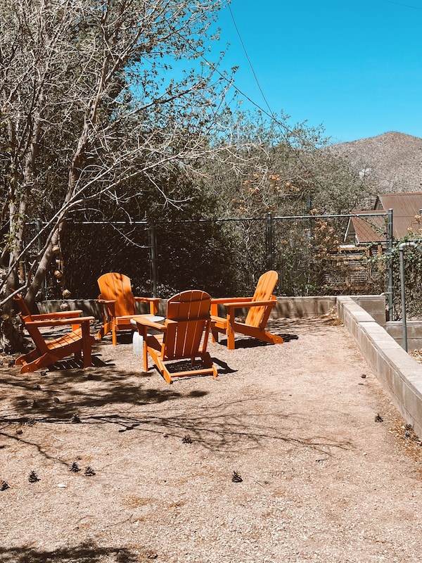 Renovated Charmer With Large Screened In Porch - Bisbee, AZ