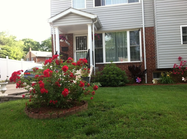 Charming 1-bedroom In Single Family Home-wifi, Ac In Delightful New Carrollton - 메릴랜드