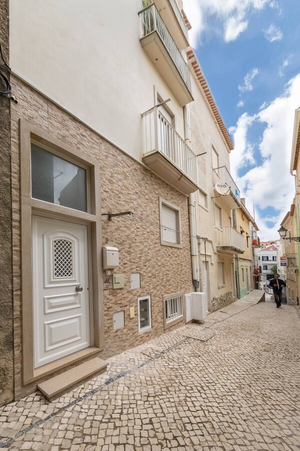 Casa Olívia - 15 Meters From The Beach - Nazaré