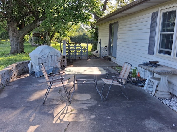 Nature Lovers' Retreat! Ride, Bike, Fish: 3br Ranch Home With Lake And Trails! - Iola, KS