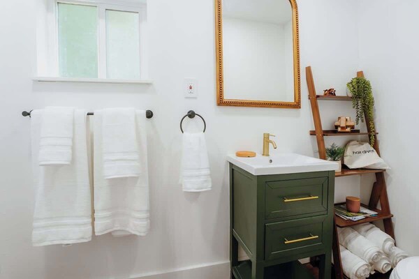Packwood's Alpine Room - Packwood, WA
