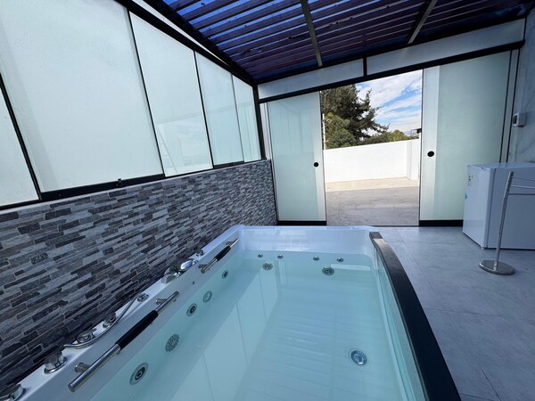 Fast Wifi, Jacuzzi, Washer & Dryer, Bbq, 4br, High Security, Stylishly Designed - Arequipa