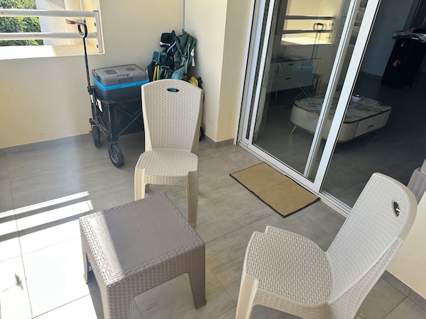 Spacious Bright Apartment 300 M From The Beach - Tourist Area - Wifi - Mahdia