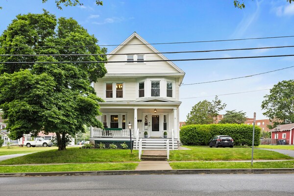 Walk To Town At Updated Charmer - Saratoga, NY
