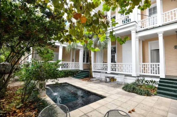 "5-bedroom Home With Pool & Relaxing Vibes" - New Orleans, LA