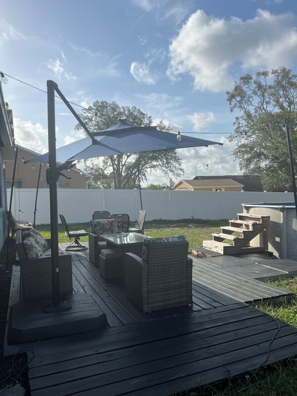 Charming Home With Pool - Weeki Wachee, FL
