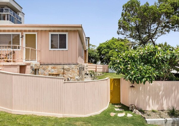 Sundowner ~ One Bedroom Suite ~ No. 3 - Yamba