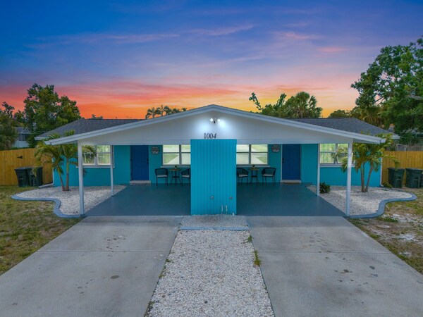 Sunset Cottage: New Renovation, Modern 2br - Sarasota, FL