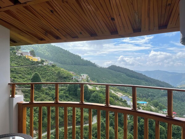 Brikitt Himaliyan Vista 2bhk - Mukteshwar, Nainital - Mukteshwar