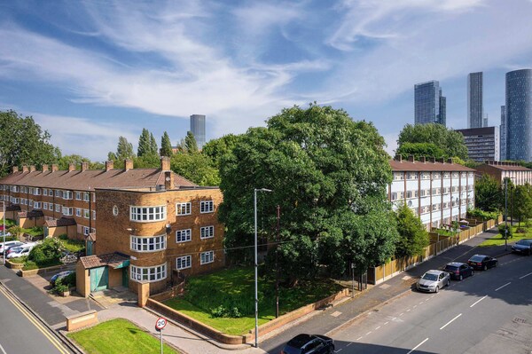 2 Bed Free Parking Mcr Apartment By City Superhost - 샐퍼드