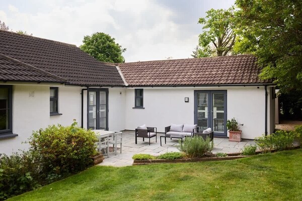 The Lindens Garden Retreat - Spacious 4bdr +Garden - マーロー