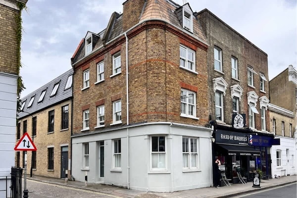 The Ravenscourt Park Escape - Bright 2 Bdr Flat - Wembley Stadium