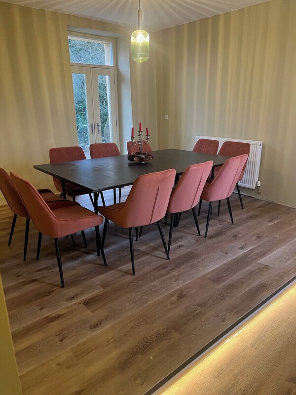 Northumberland.  Hot Tub Haven For 10 In 5 En-suite Bedrooms - Scotland