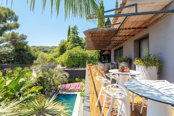 Quiet Architect-designed Villa Swimming Pool - Sea View - 3 Bedrooms - Carqueiranne