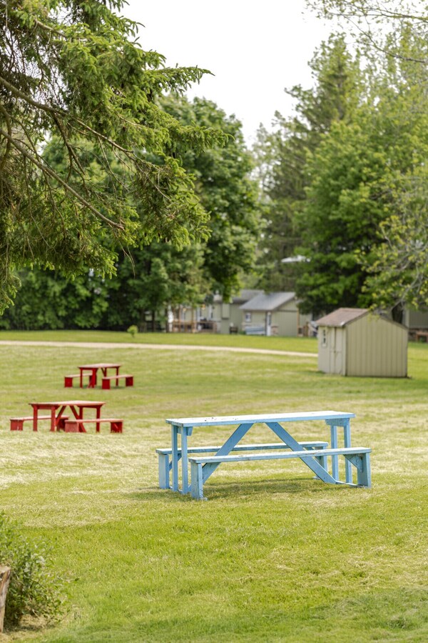 Cozy Couple's Getaway In Pec - Prince Edward